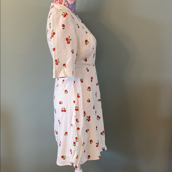 FARM Rio | Dresses | Nwt Farm Rio Medium Mini Pitanga Vneck Dress ...
